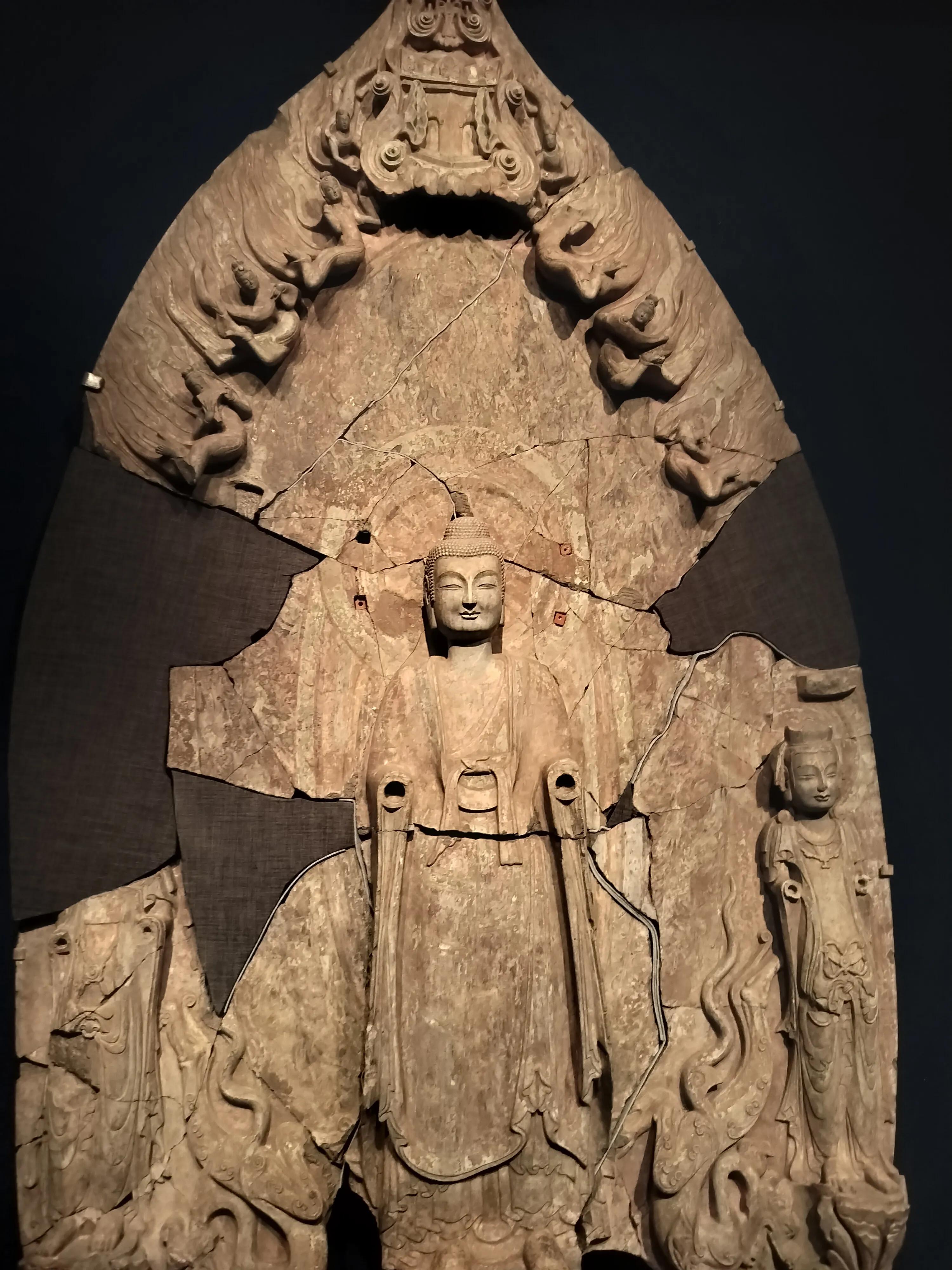 One of the treasures of the three town halls of Qingzhou Museum, one of ...