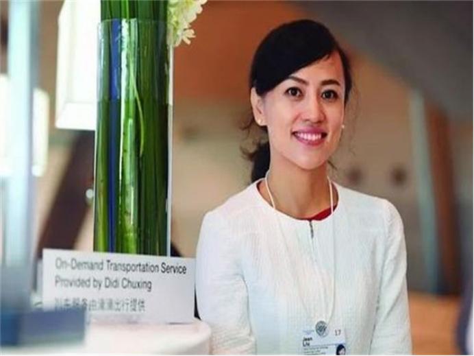 Liu Qing, a strong woman: Divorced, suffering from cancer, one person ...