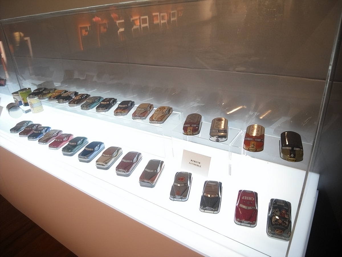 When metal packaging became an artist's coveted collectible - iNEWS