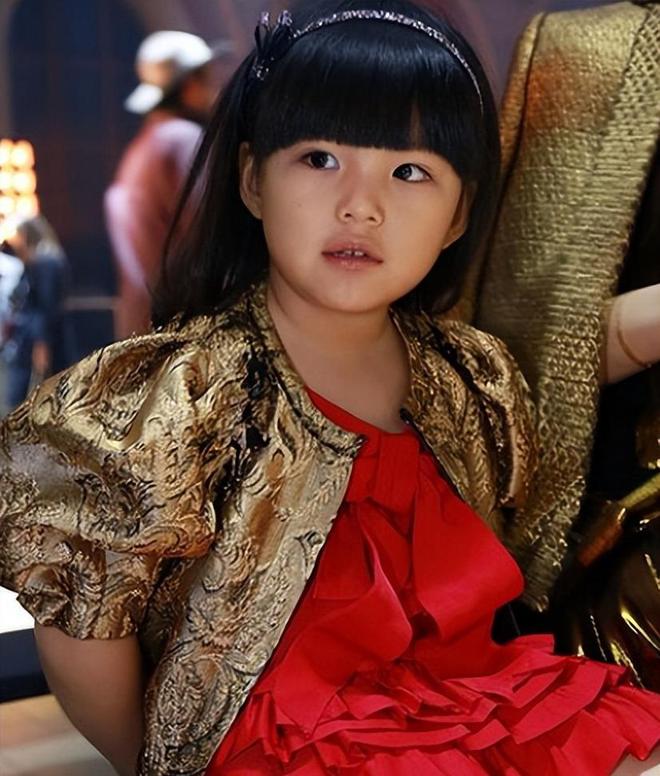 Wang Shiling was admitted to a famous British school, and even lived in ...