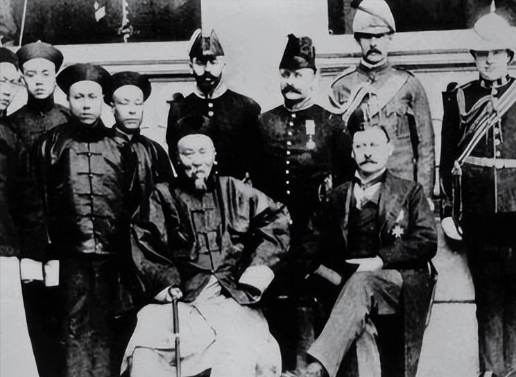 When the Qing Dynasty fell, where did the remaining tens of thousands ...