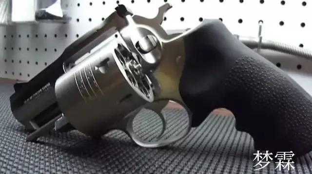 The world's largest caliber short barrel revolver: American "Alaskan ...
