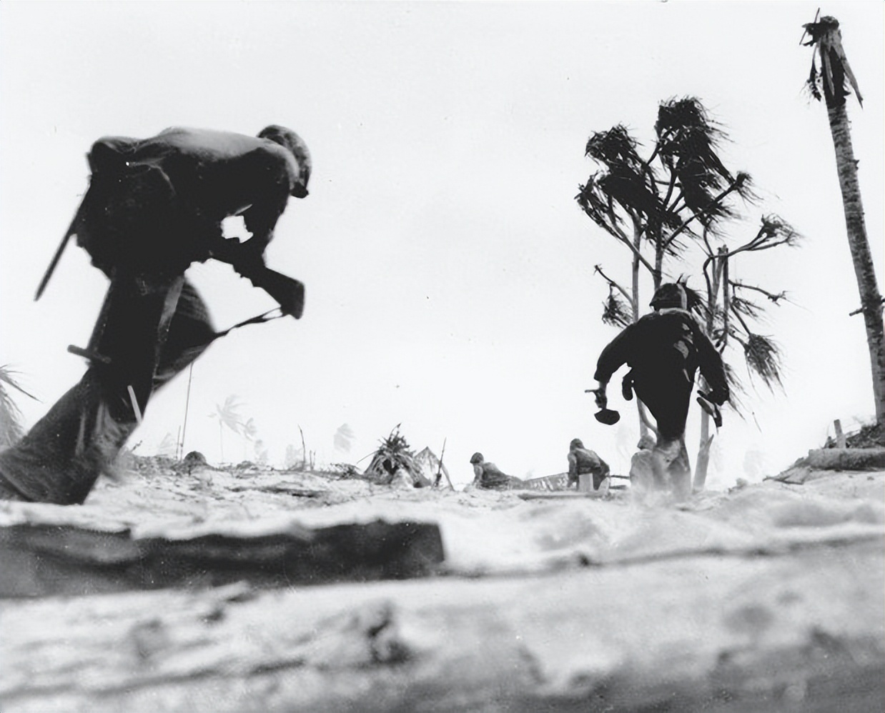 The Battle of Saipan (2) Operations "Bailiff" and "Hailstone" - bombing ...