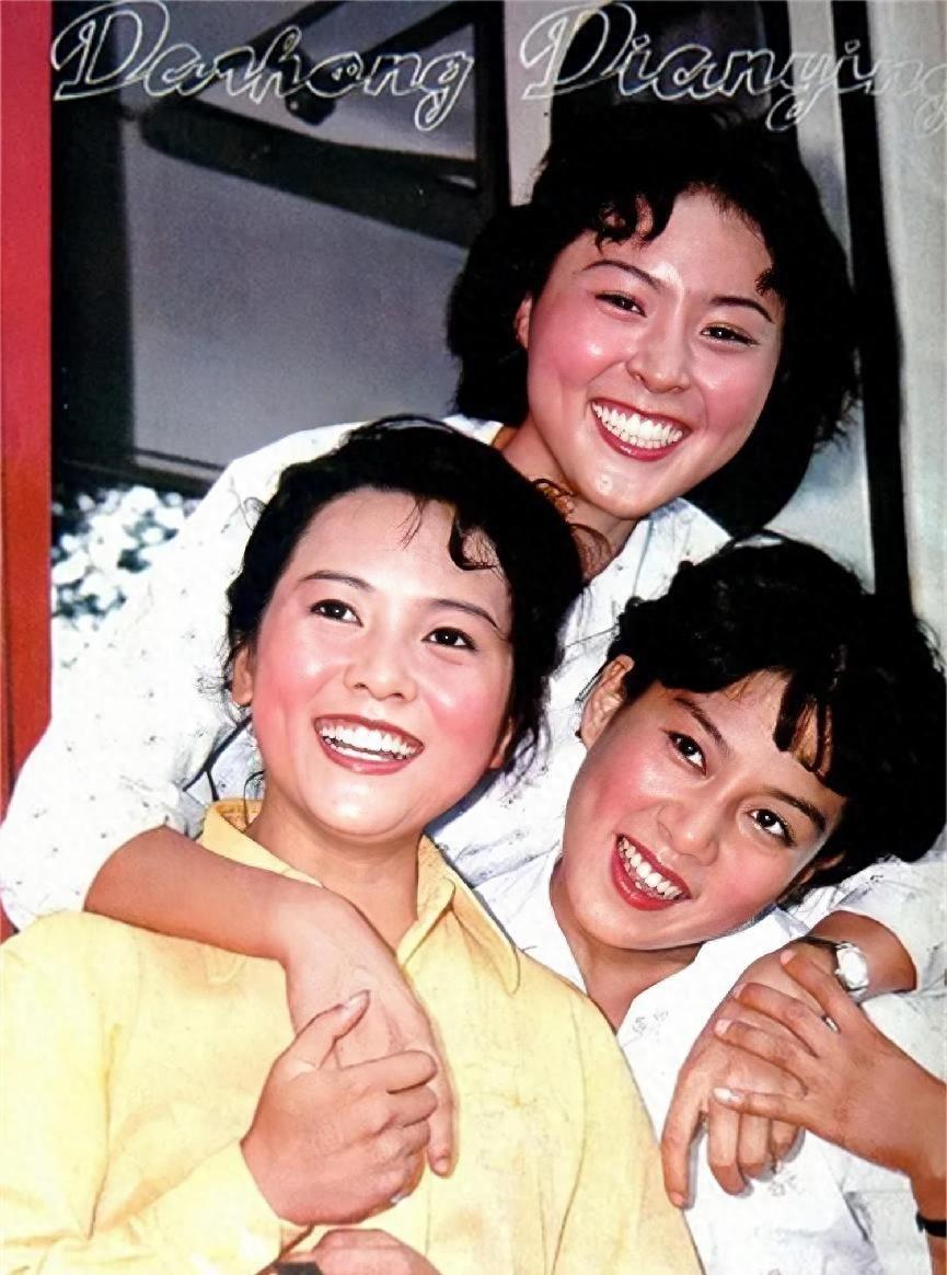 Chen Hongmei, a popular actress in the 1980s, married a son of a high-ranking official at her ...