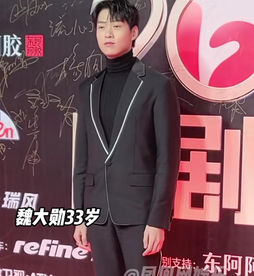 Sun Qian's sequined gauze dress looks like a wild cat, Ben Mao!This sequin dress is so pretty ...