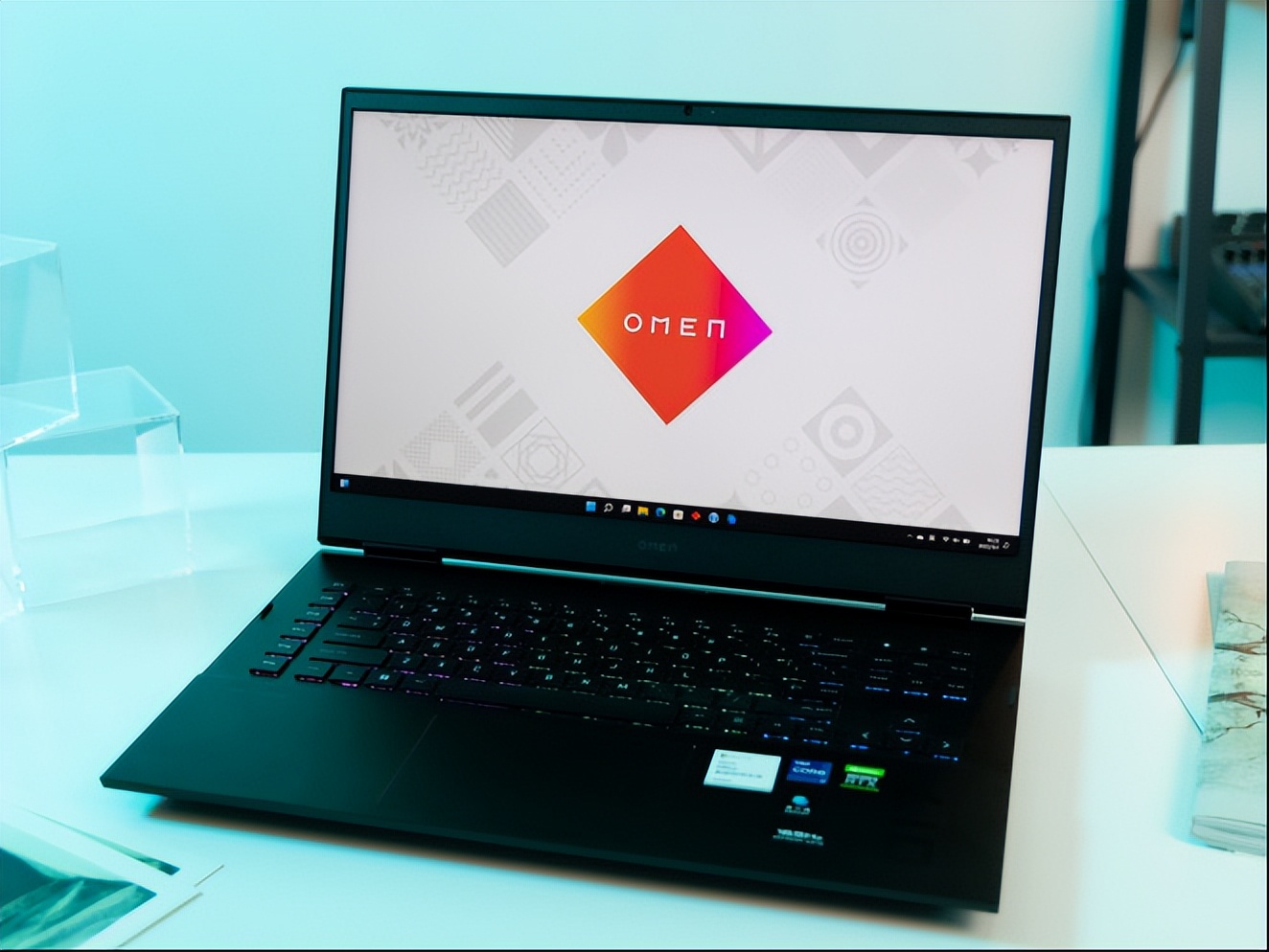 The Impeccable Hardcore Gaming Laptop OMEN Shadow Elf 8 Plus Review - iNEWS