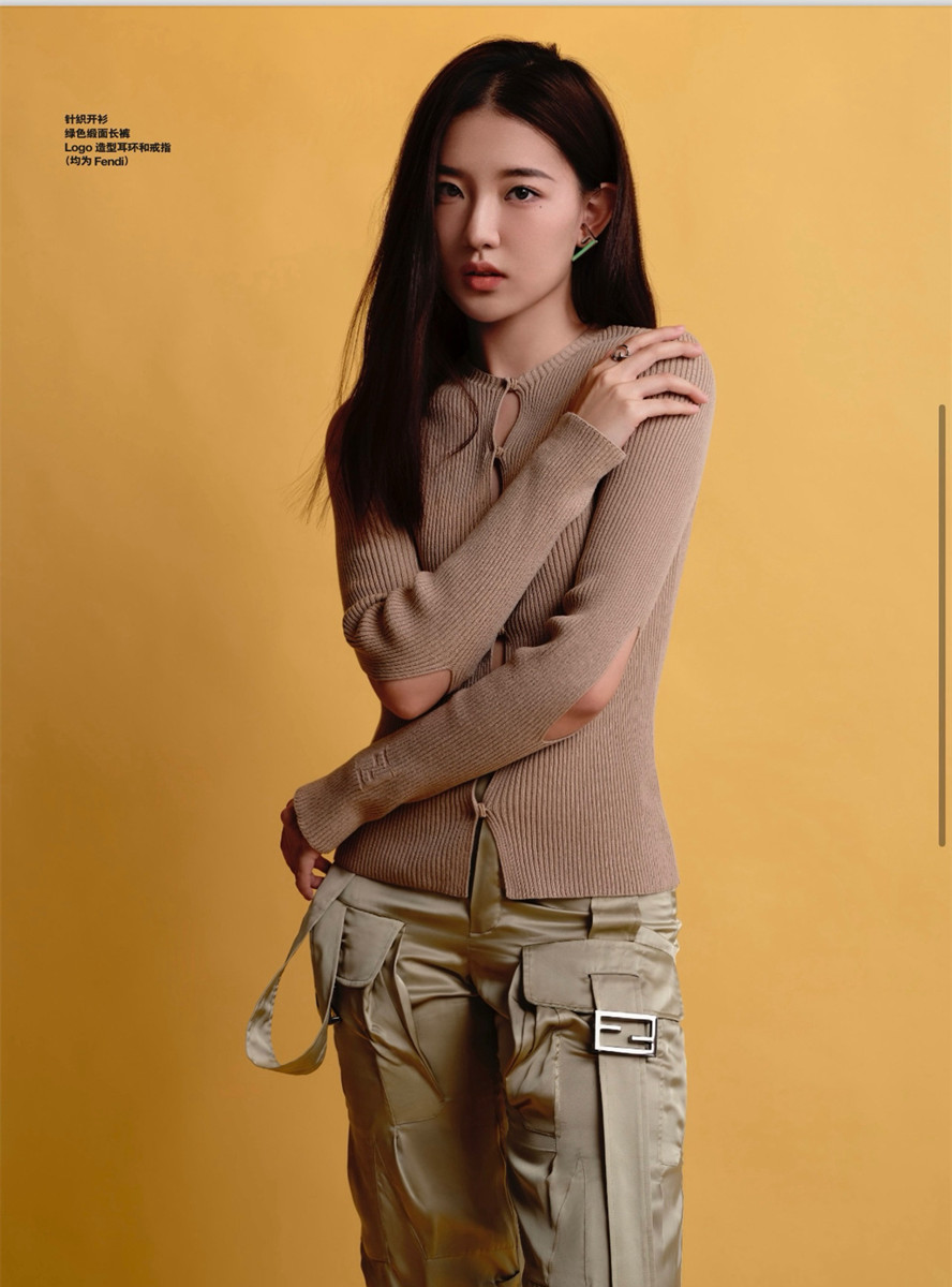 Meng Yutong wears a new way of dressing with fire, asking her upper ...
