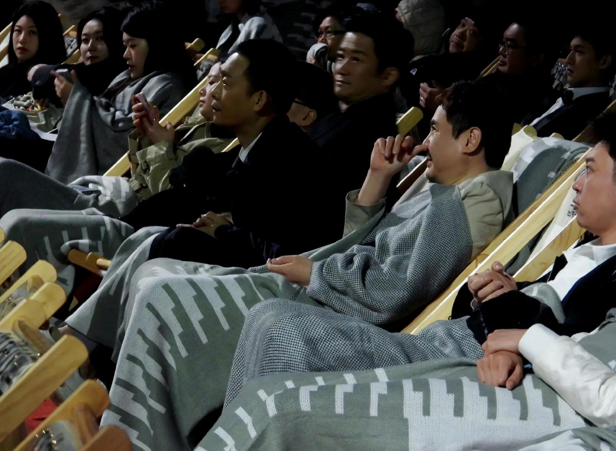 Wu Jing and Zhang Yi were stunned! Shen Teng, who was younger than them ...