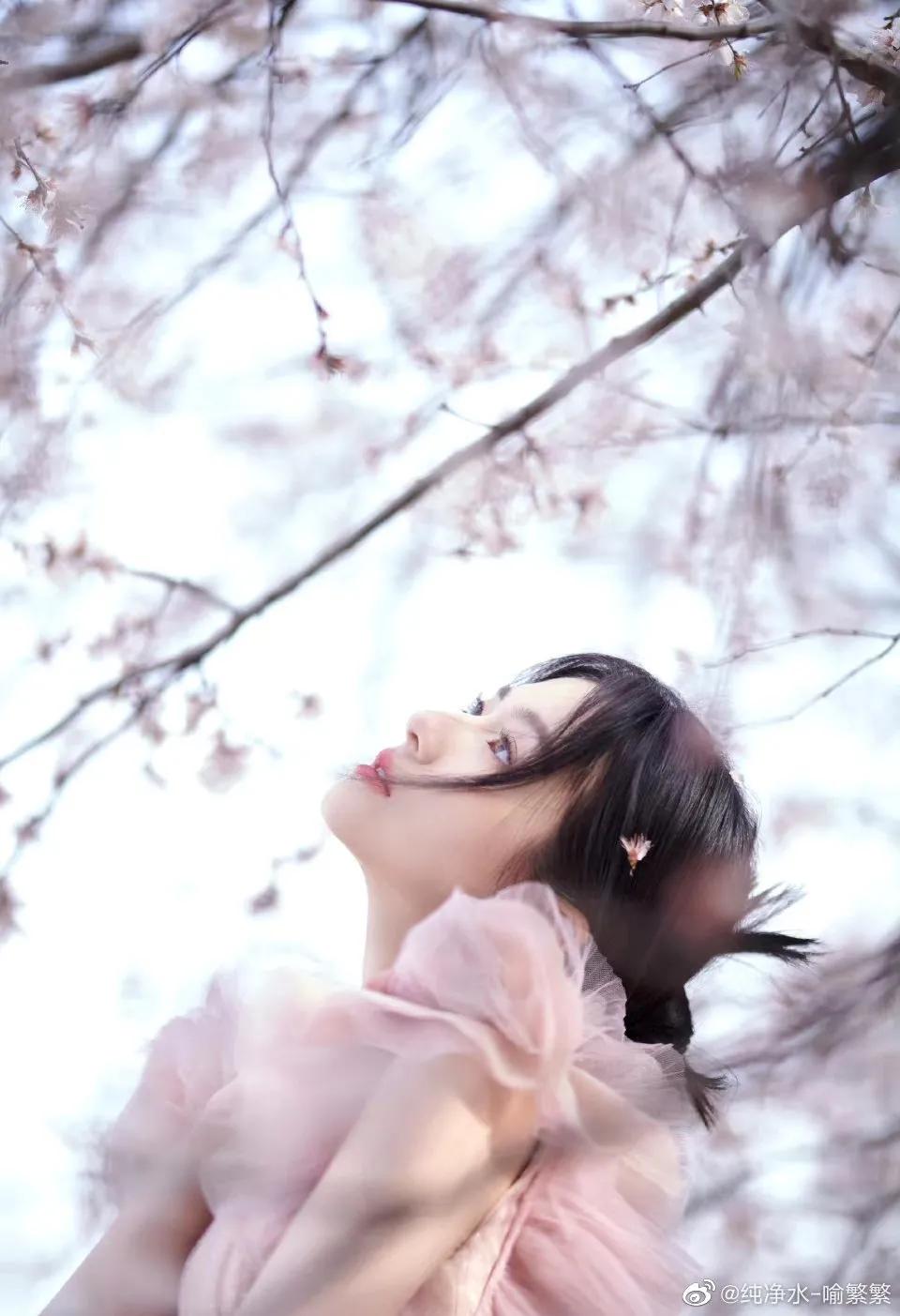 Li Randi's beautiful collection - iNEWS