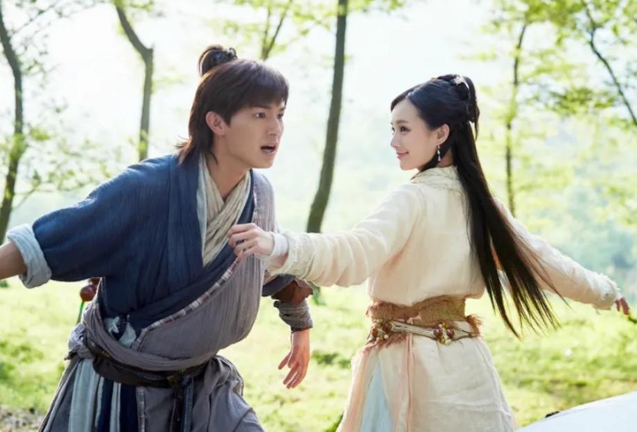 Yang Guo gave Guo Xiang three birthday gifts, and at the same time dug ...