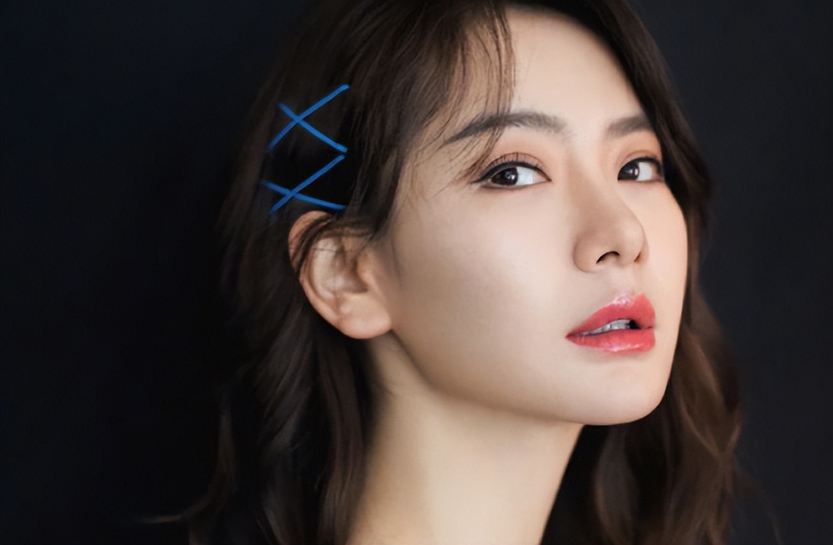 Qi Wei revealed her age at the first night and admitted that she ...