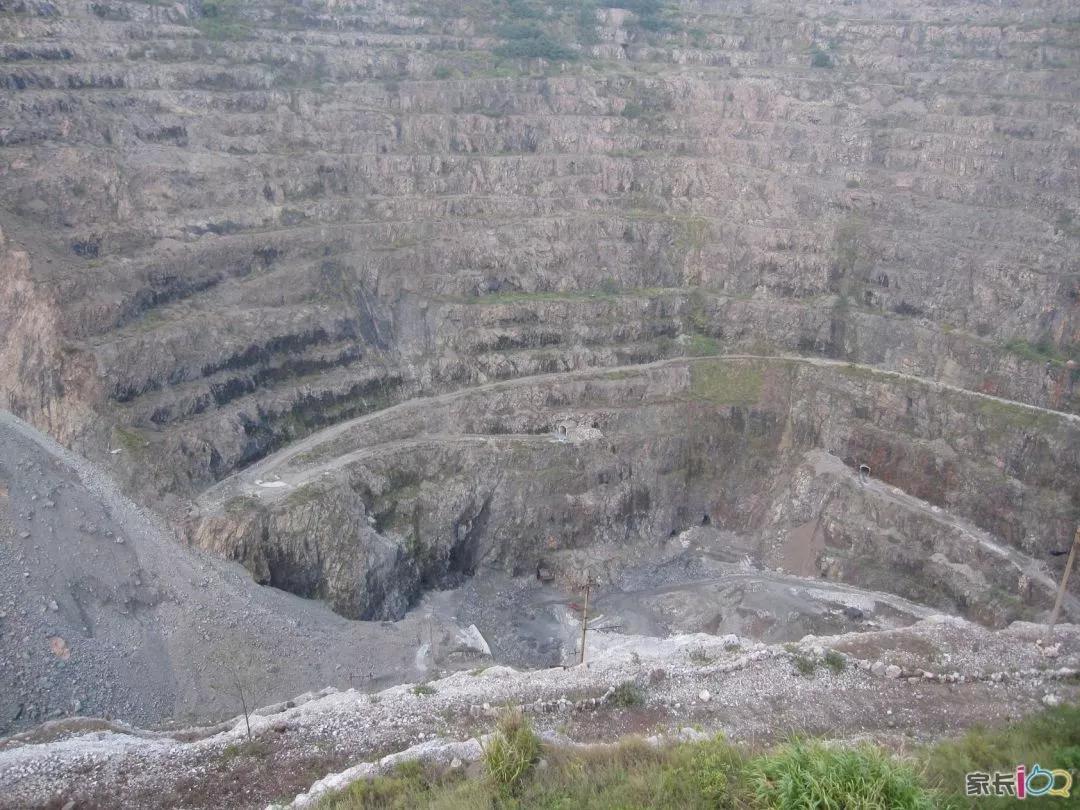 Gorgeous transformation: old mine turned into Yellowstone National Mine ...