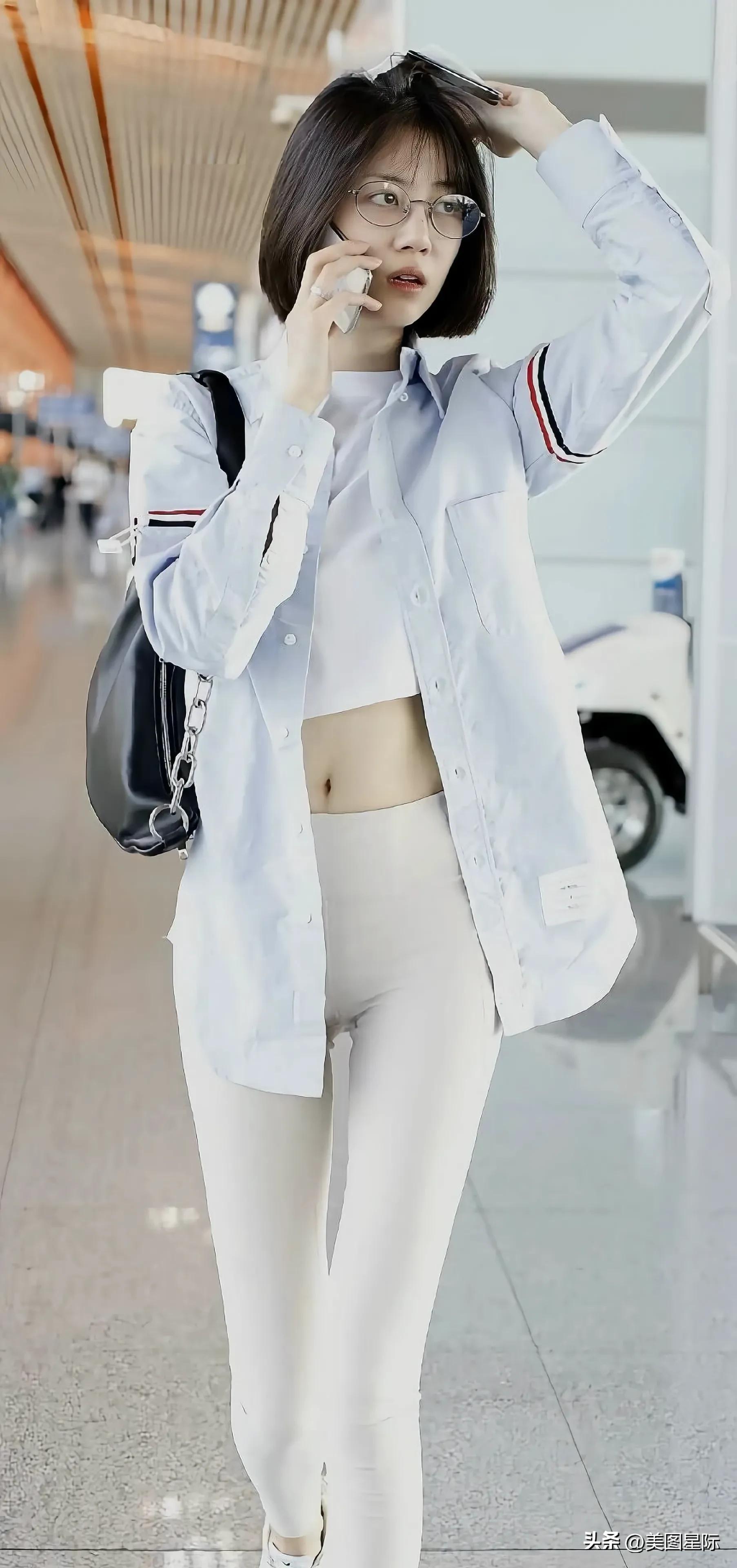 The protagonist of this issue—Li Xirui, the 168th issue of the celebrity stunning beauty series ...