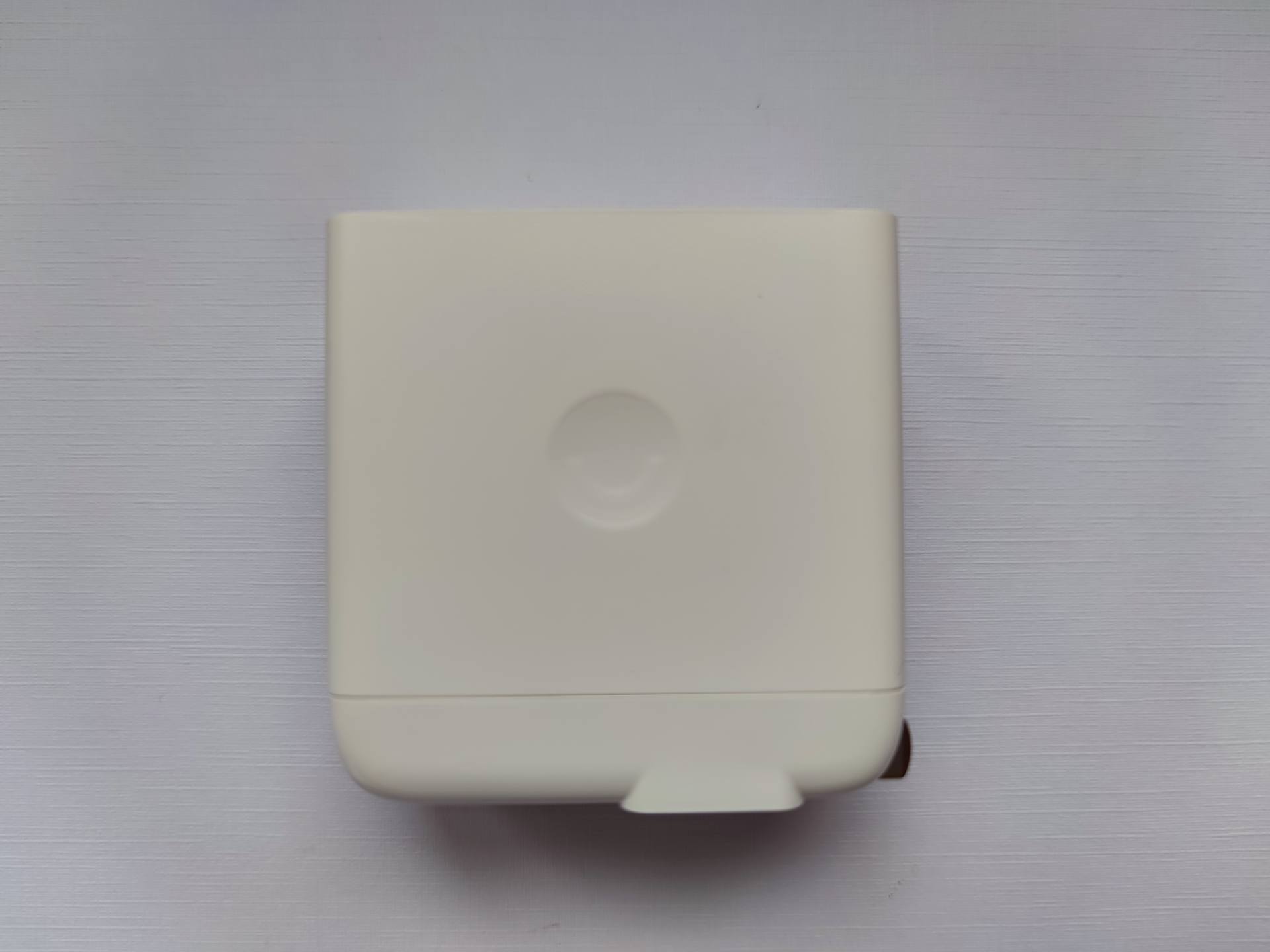 1C1A dual port can be charged, foldable design for easy travel, aigo 65W PD charger evaluation ...