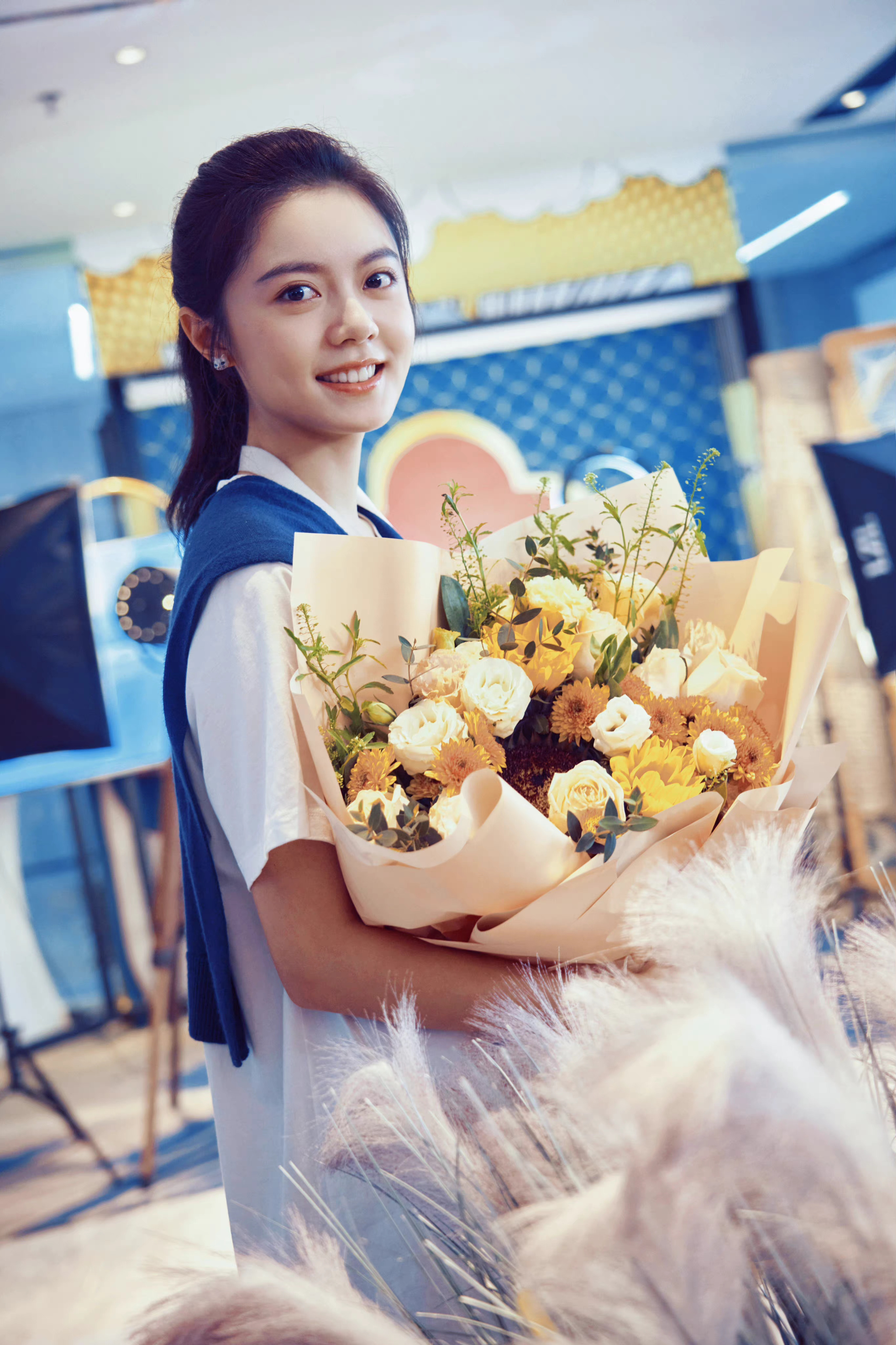 "Youth School 2" ended successfully, Zhao Jinmai wished Lin Miaomiao ...