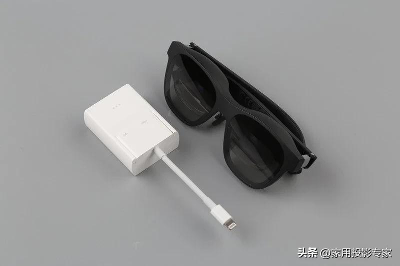 Virtual makes reality "stronger" Nreal Air AR glasses experience - iNEWS