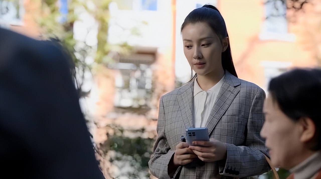 Sui Junbo encountered Wang Herun at the airport and called Ye Qinqin, Wang Herun responded with ...