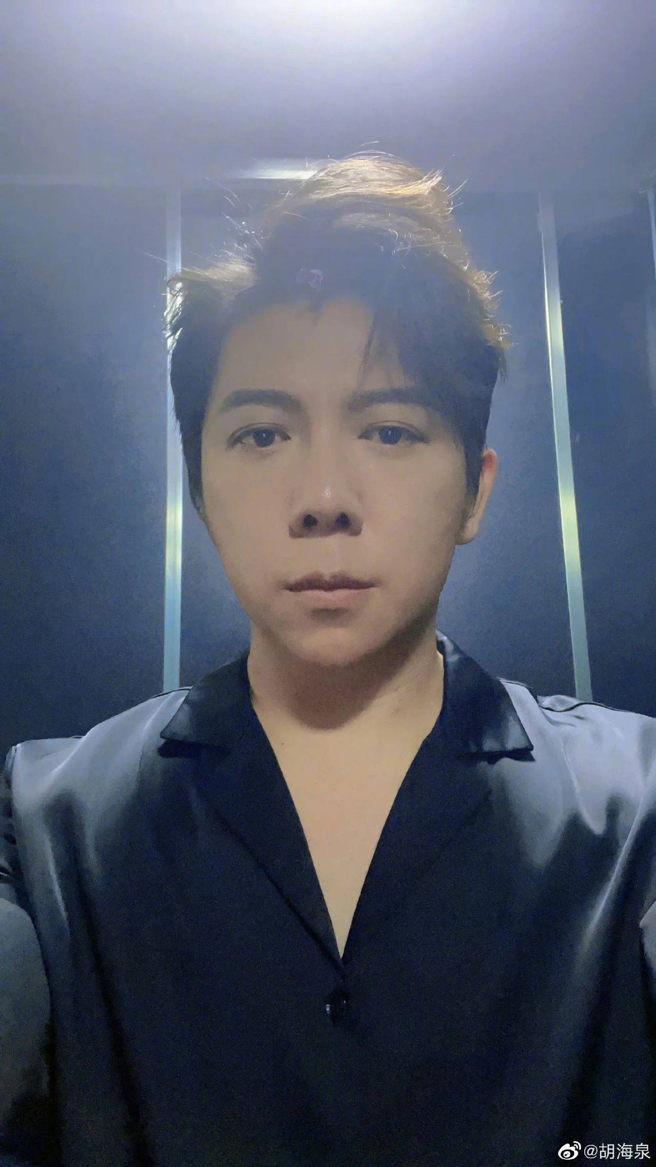 Hu Haiquan's new song "Towards a Bright Future" is online and "walk up ...