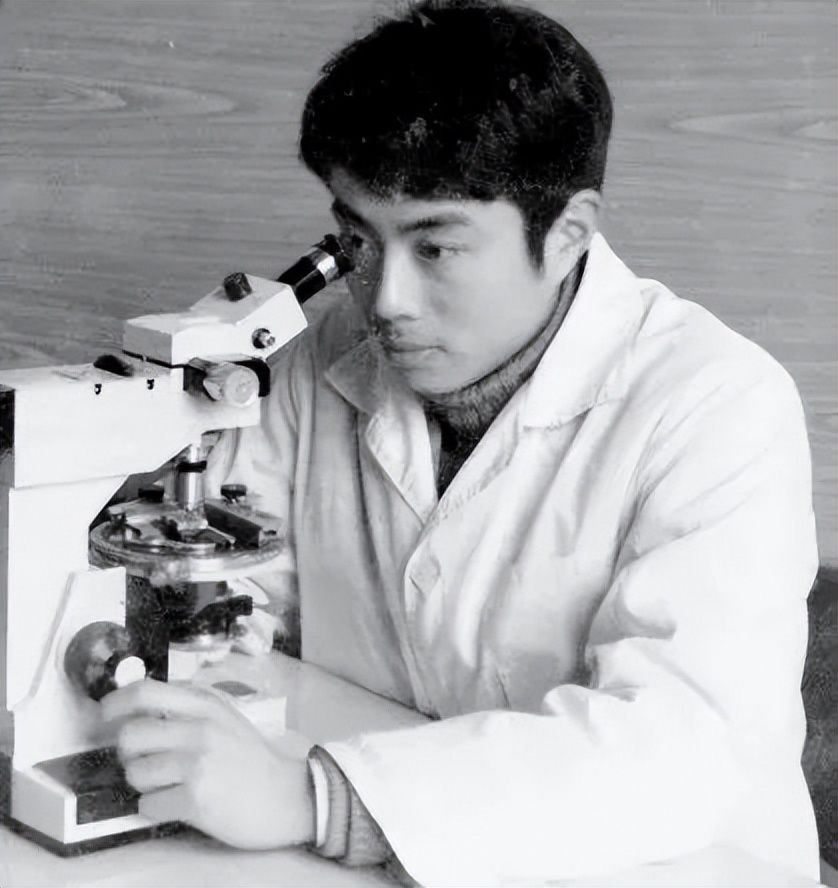 Mao Lei: a "light chaser" who focuses on microscopy - iNEWS