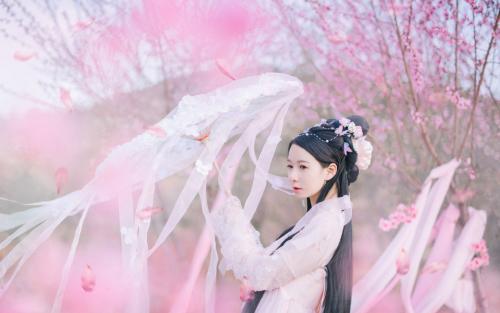 Lin Siniang, the "General Yuhuan" in "Dream of Red Mansions", is a ...