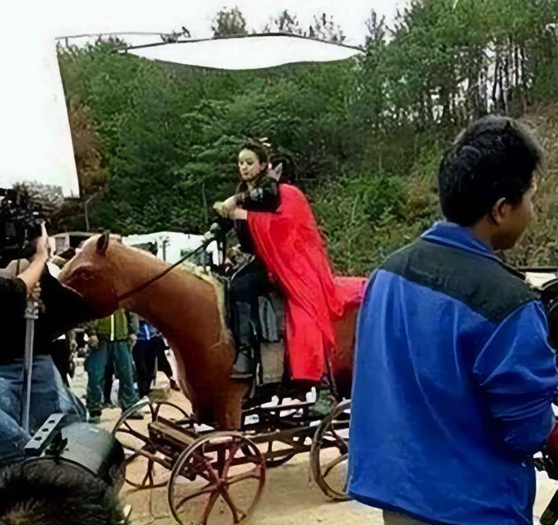 No wonder the director didn't dare to shoot the lower body! After the ...