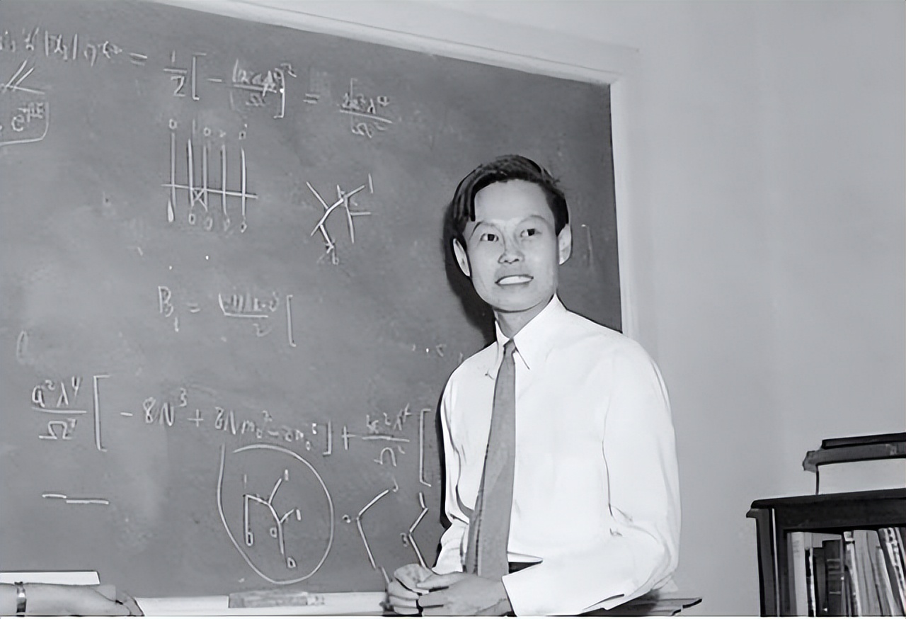 Yang Zhenning's 101-year-old physical condition is worrying. Weng Fan ...