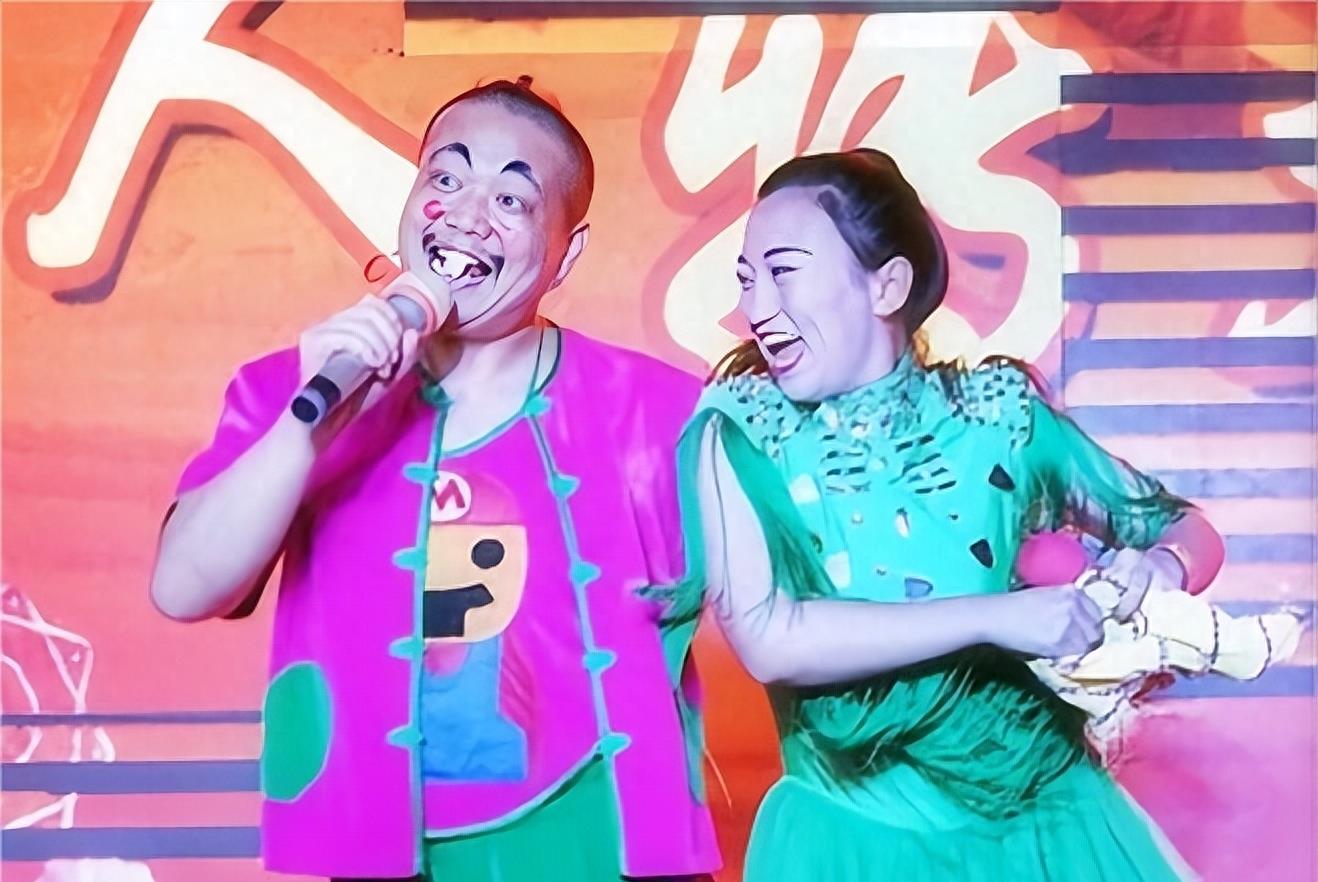 After 25 years of divorce, the gap between Wang Xiaoli and his ex-wife ...