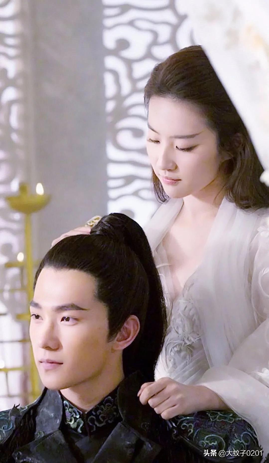Liu Yifei and Yang Yang are in the same frame again after many years ...