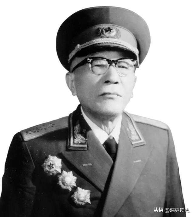 At the Lushan Conference in 1959, when talking about the defense of ...