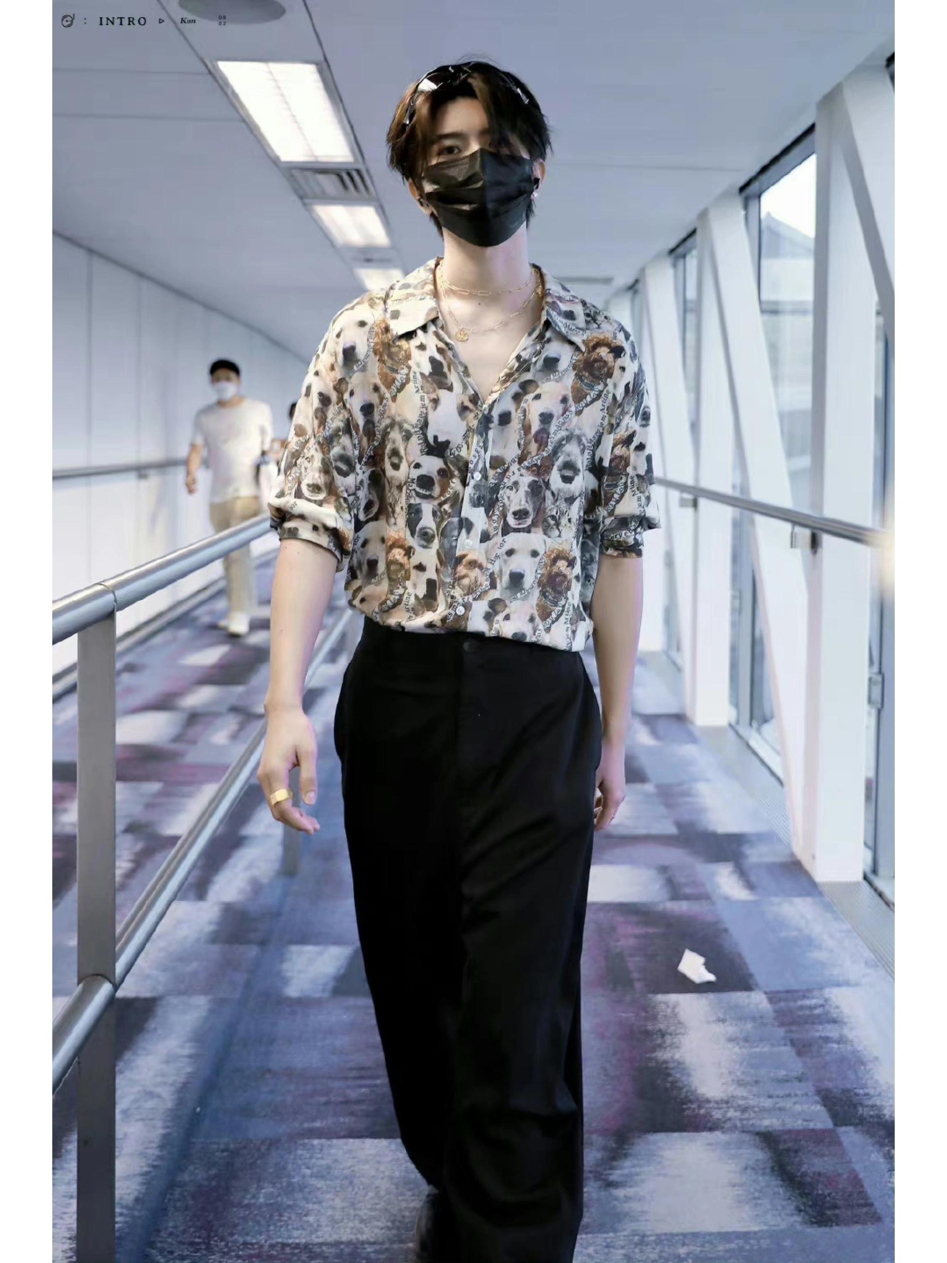 Cai Xukun set off for Thailand to record running men's private clothes ...