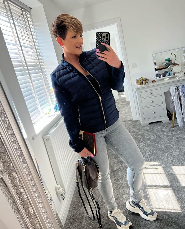 Hannah Brooks, Rising British Personality Actress - iNEWS