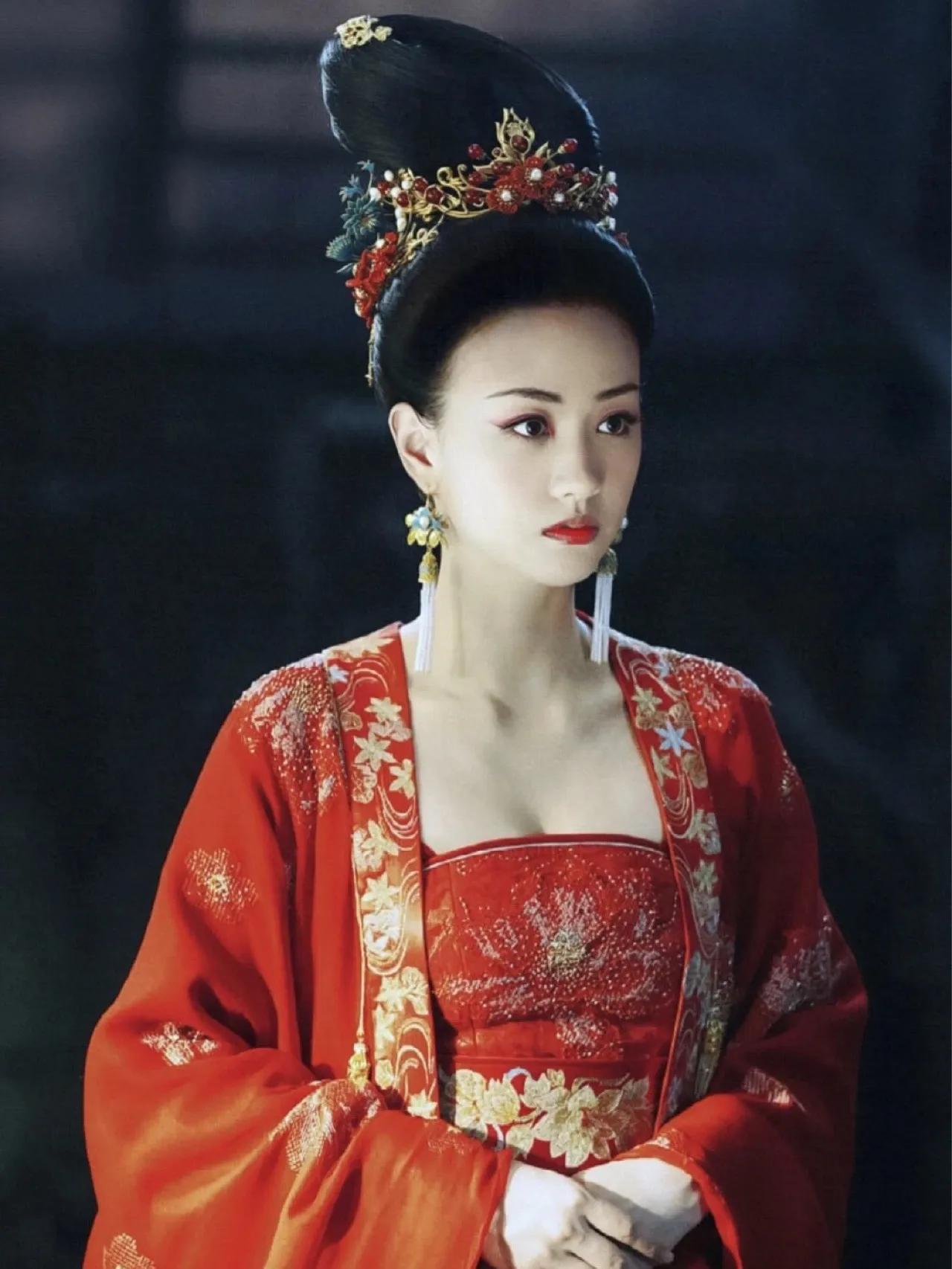 Yang Rong, Yang Mi, Yang Ying, the three Yang sisters competed ...