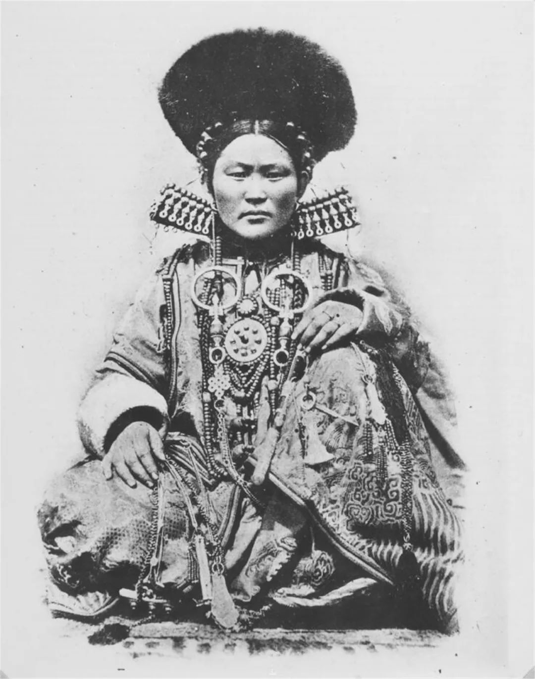 The concubines of the Qing court photographed by a French photographer ...