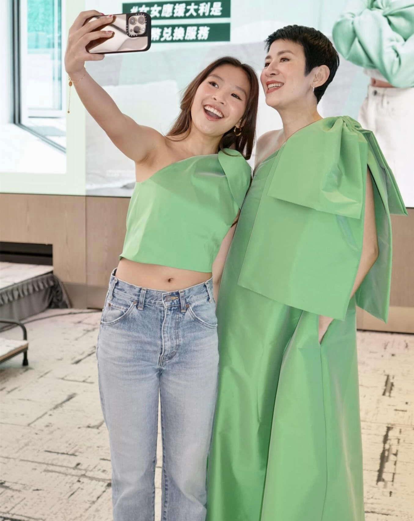 Sandra Ng's 17-year-old daughter officially debuts! She looks sweet and has a slender figure ...