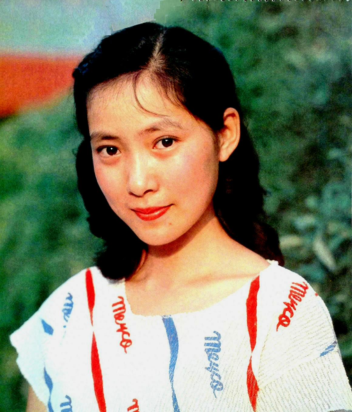 Shen Danping, a popular actress in the 1980s, had a campus romance with ...