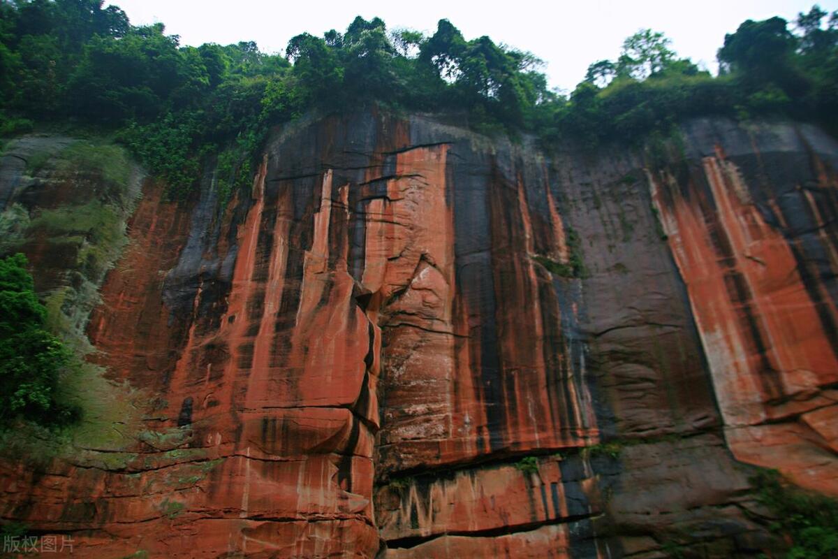 There are 3 must-see attractions in Zunyi, including world-class ...