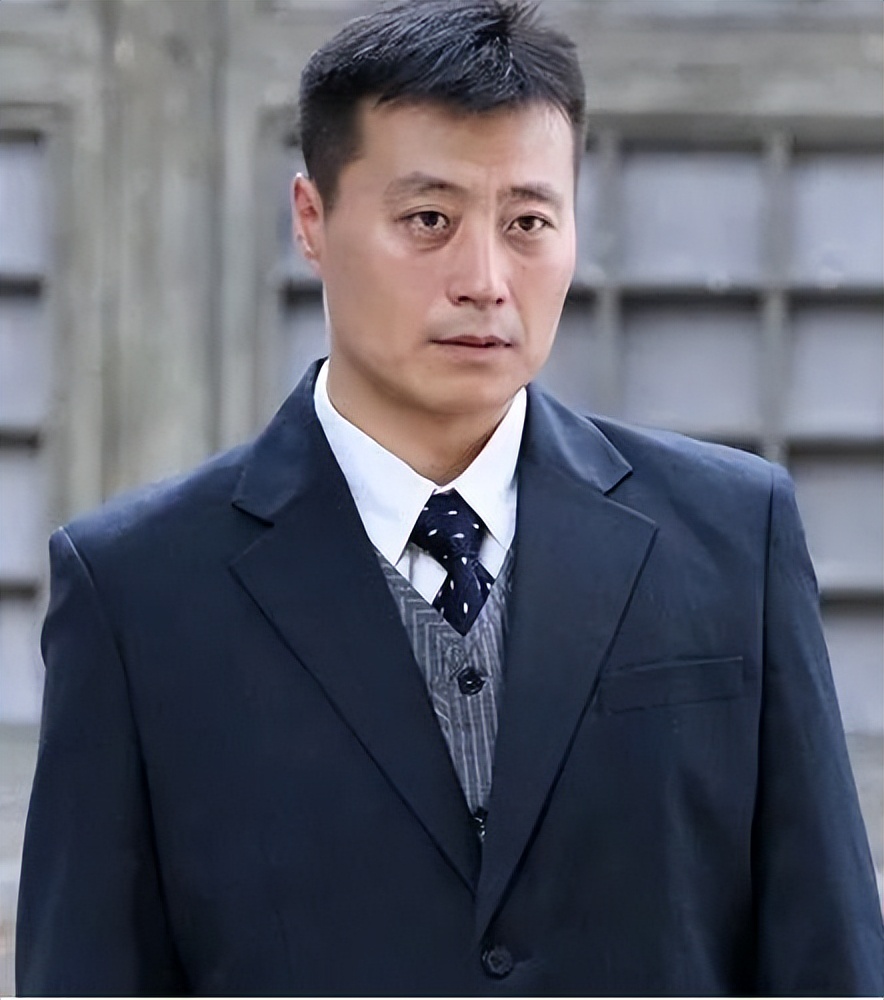 Actor Ren Chengwei: After he became famous, he promised not to abandon ...