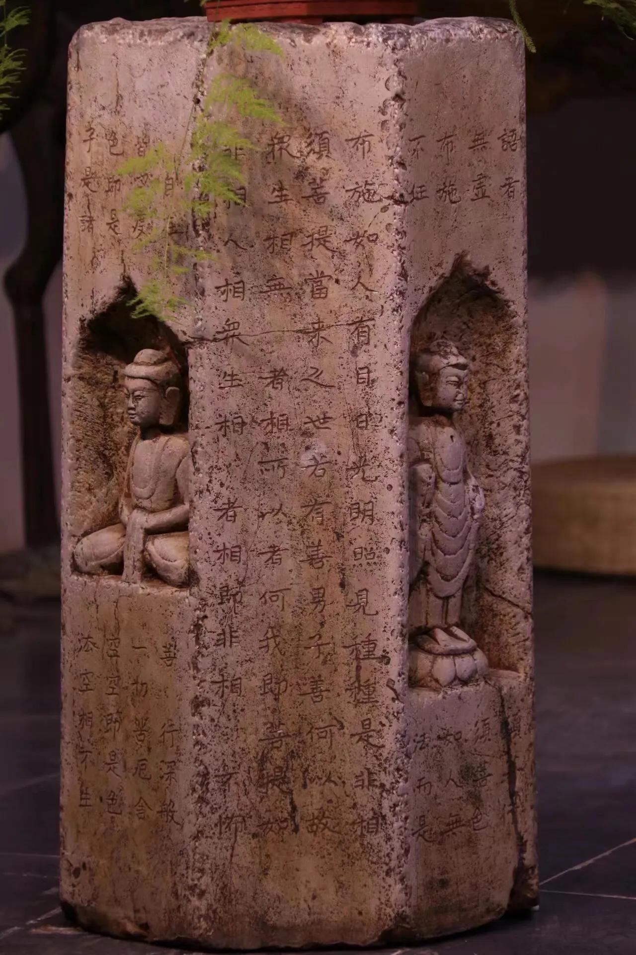 Tang Yun Jingzhu bluestone is 68 cm high, 36 cm in diameter, eight ...