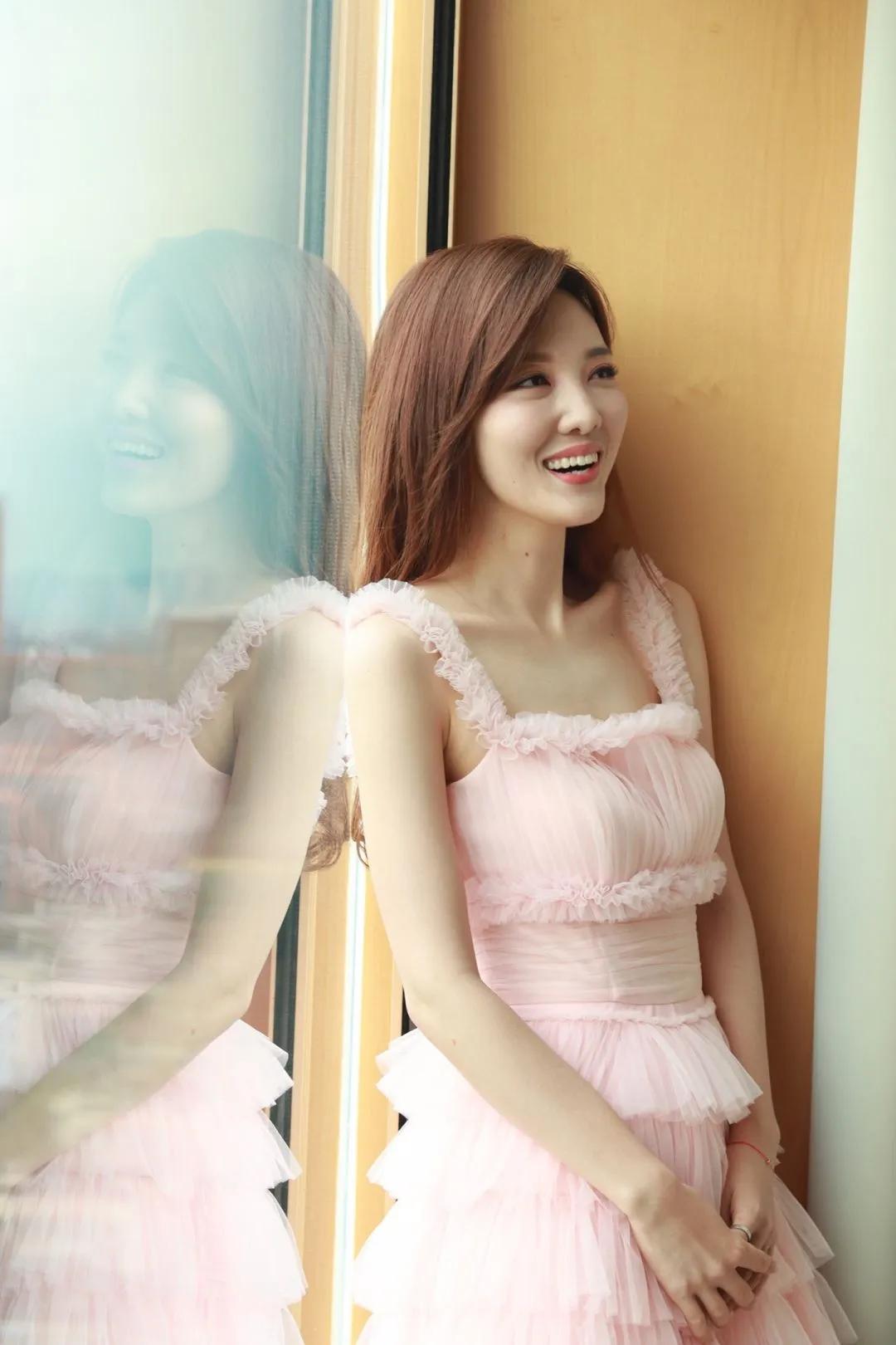 The beauty of jasper Guo Wei - iMedia