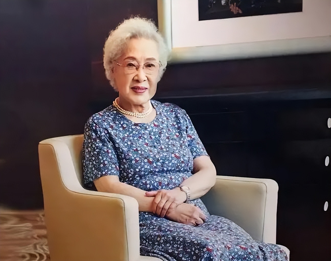 Qin Yi suffered from cancer at the age of 44 and died at the age of 100 ...