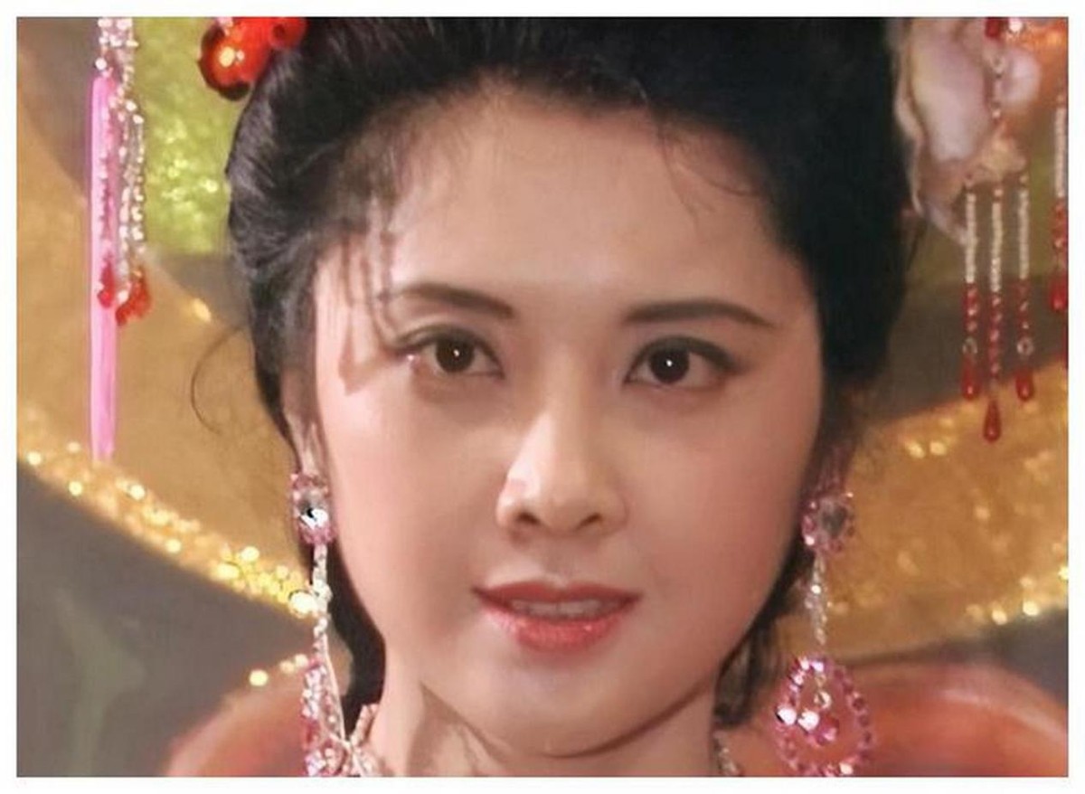 Seeing the aging appearance of 71-year-old Zhu Lin, I realized that the ...