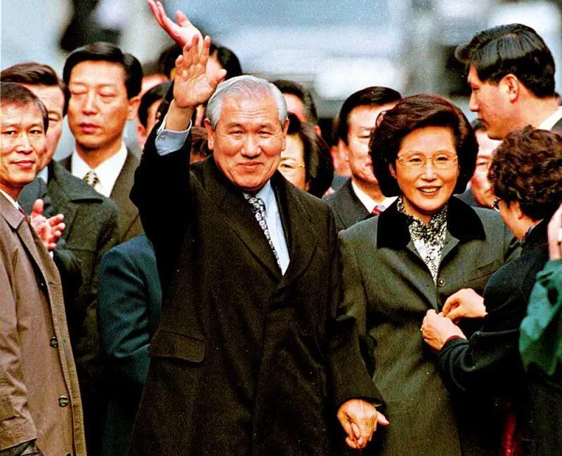 How pro-China is South Korean President Roh Tae-woo? Facilitated the ...