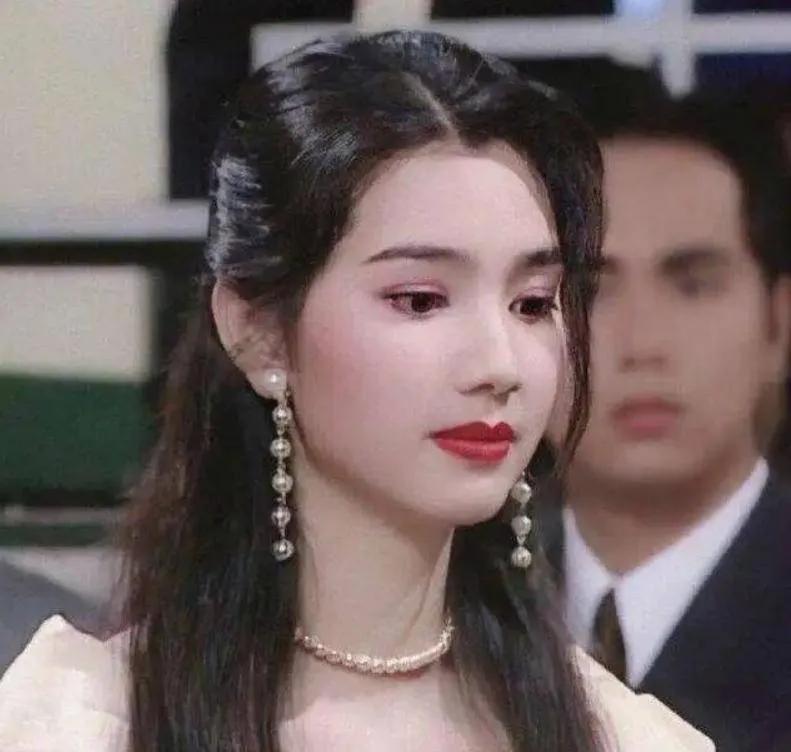 Hong Xin's love history, so miserable? - iNEWS