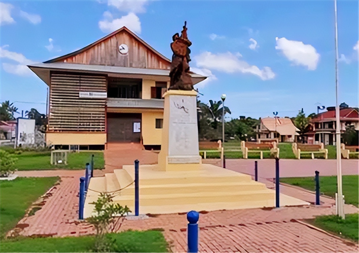 The only two remaining colonies in the world, the colonial masters ...