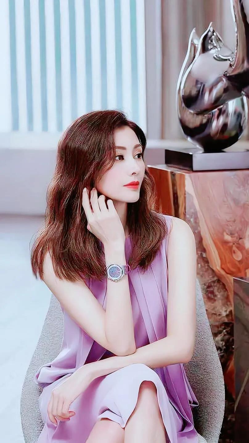 Li Jiaxin nostalgic photos 10 - iNEWS