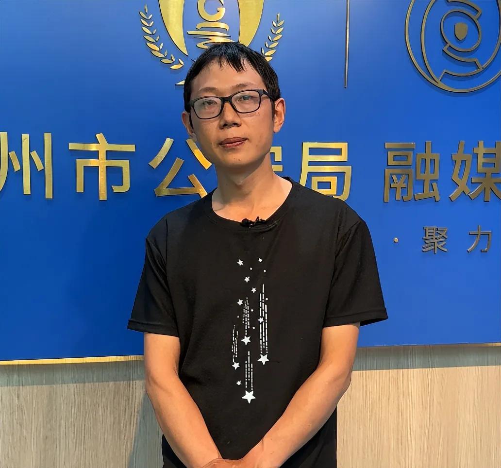 What kind of girl is worthy of the rescue hero Peng Qinglin? - iNEWS