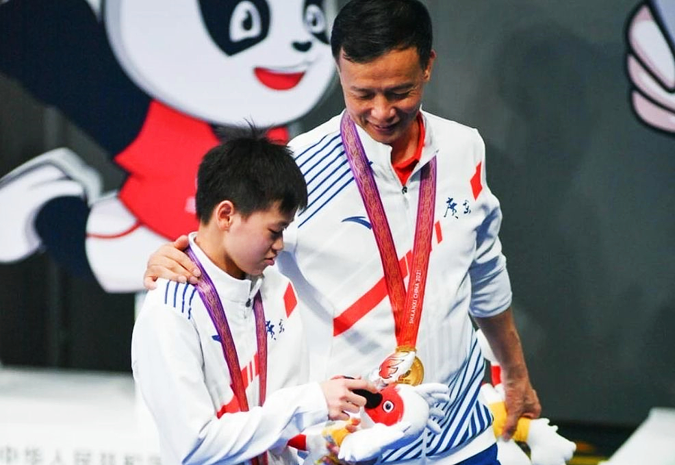 Why did Chen Ruolin become the coach of Quan Hongchan?He Weiyi ...