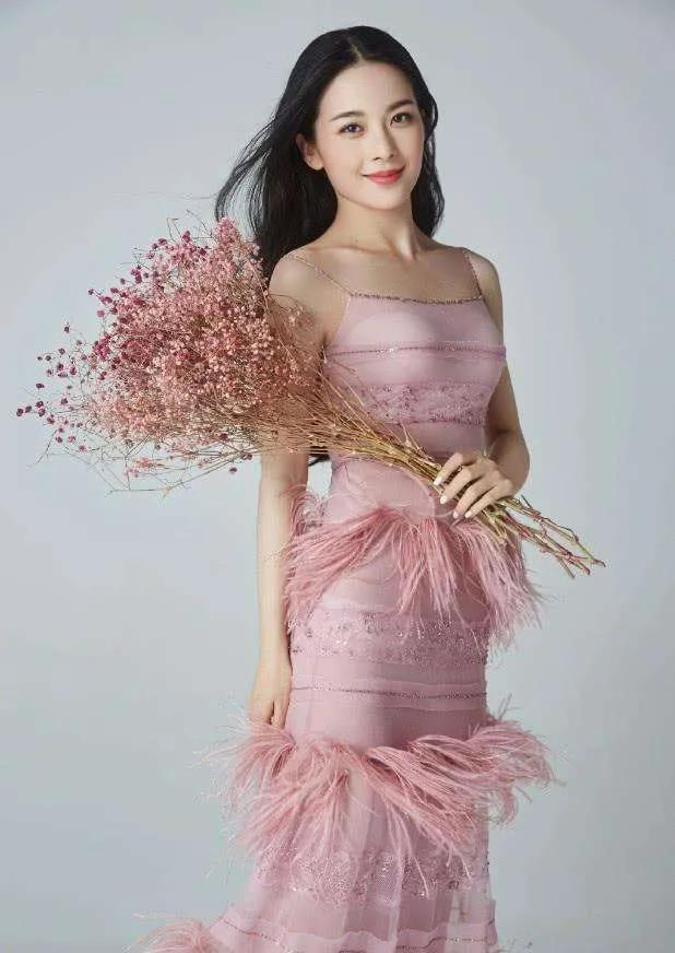 Zhao Yingzi is so beautiful - iNEWS