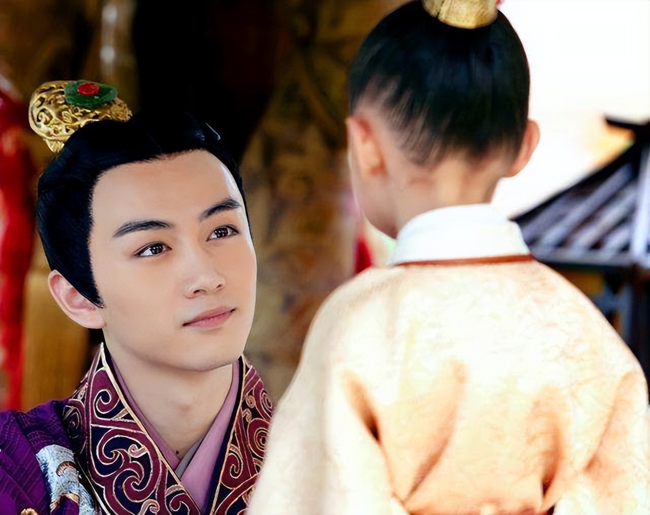 The infatuated emperor Liu Xun: met his wife in a small time, forbeared ...