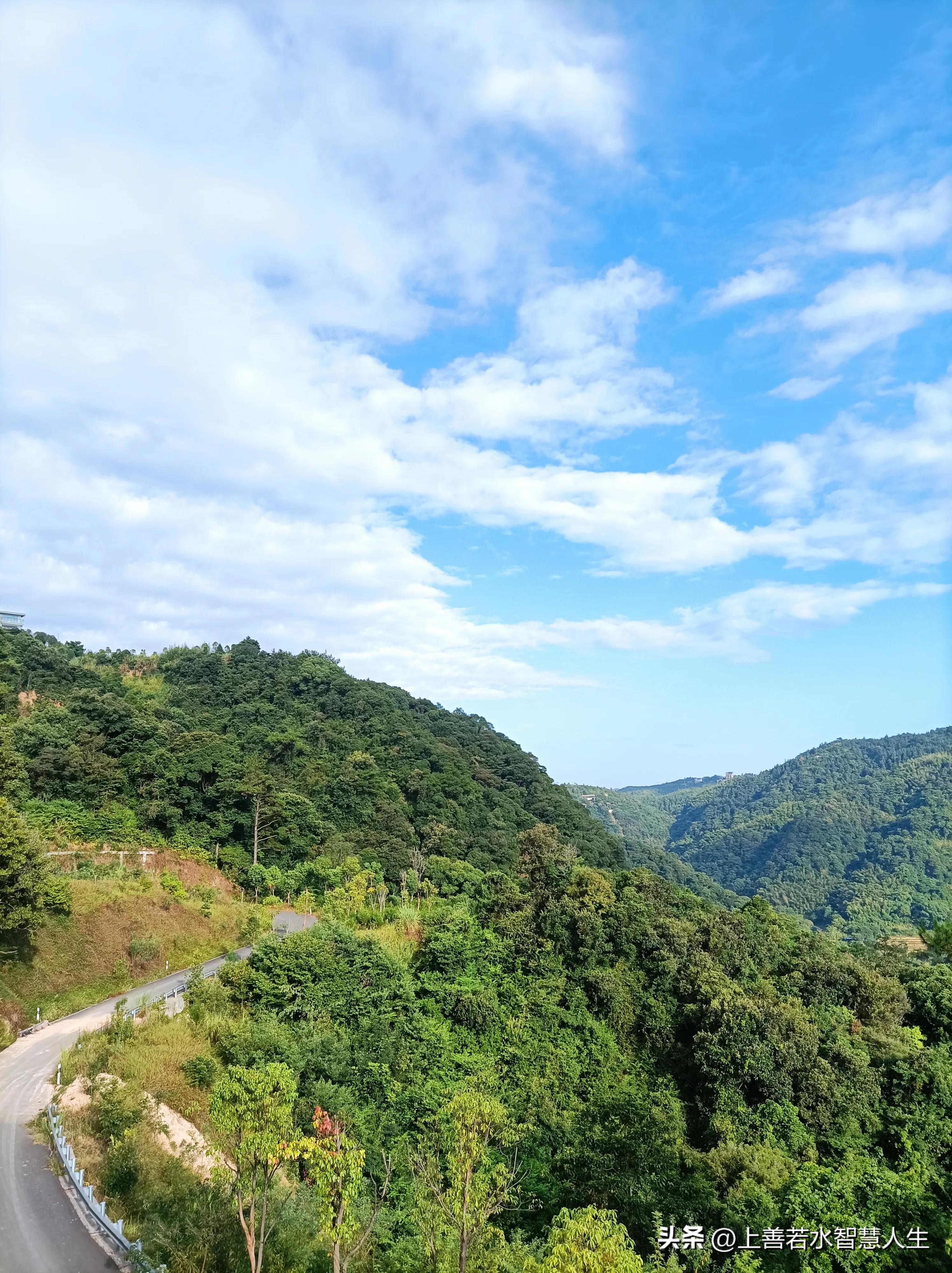 This 26-kilometer cross-country line is beautiful to the extreme - iNEWS